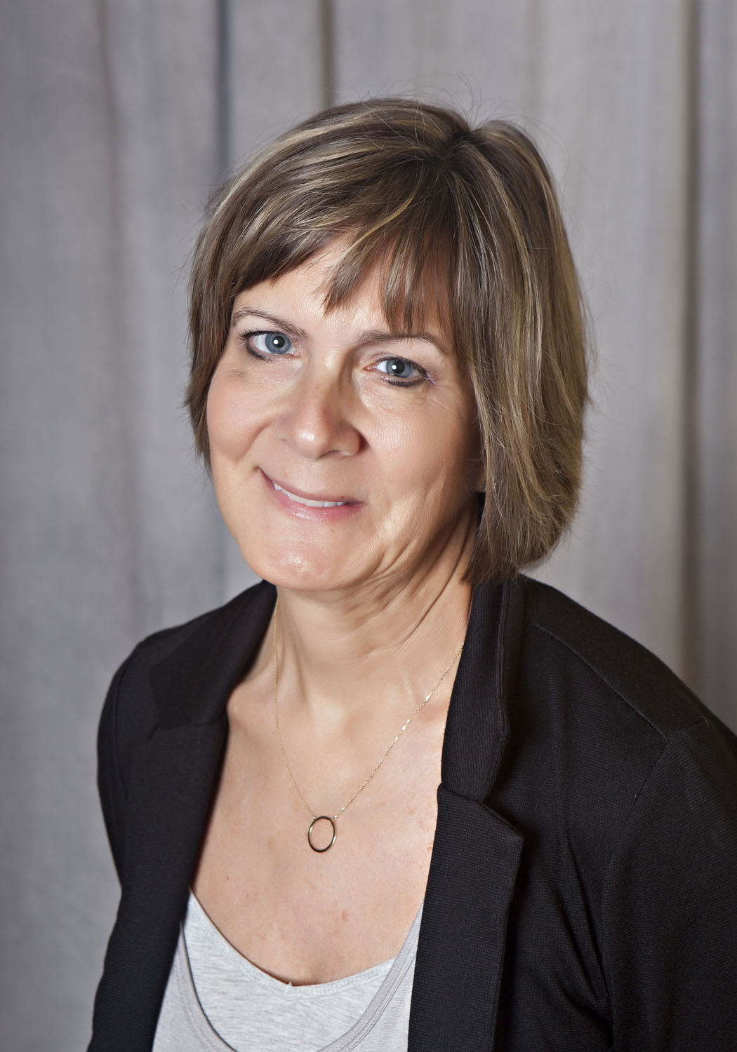 janis meredith headshot - Mental Toughness Trainer